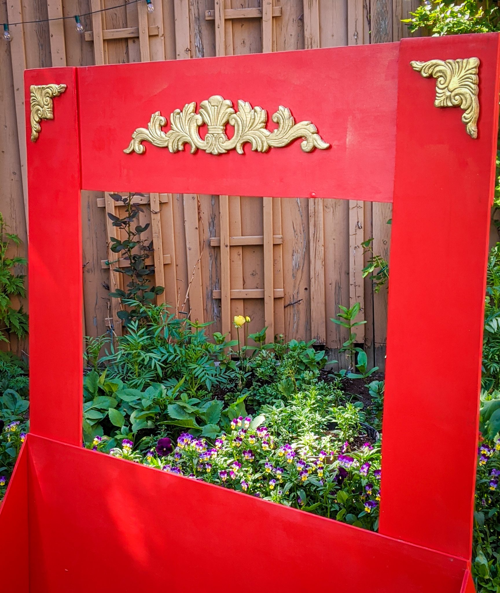 DIY Puppet Theatre – Eclectic Spark
