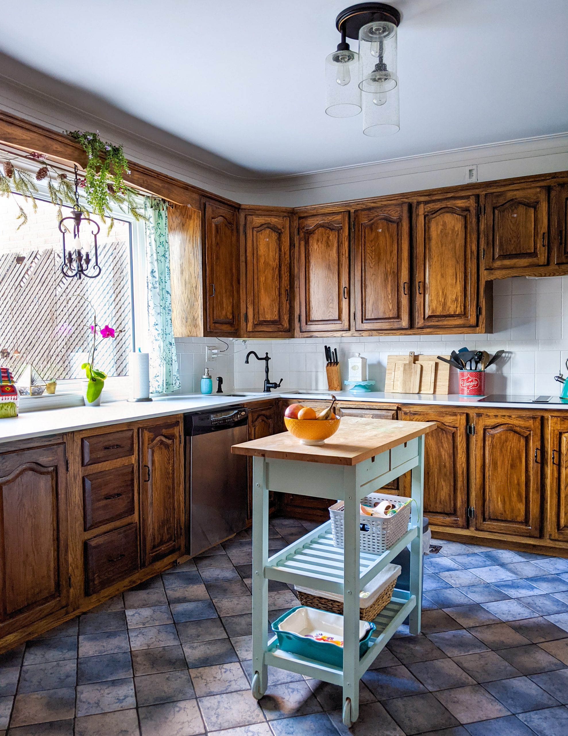 Kitchen Counter Makeover – Eclectic Spark